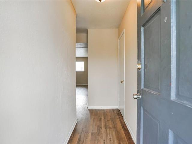 427 Hollyvale Dr, Unit 12, Houston, TX 77060 | MLS #84396 | Compass
