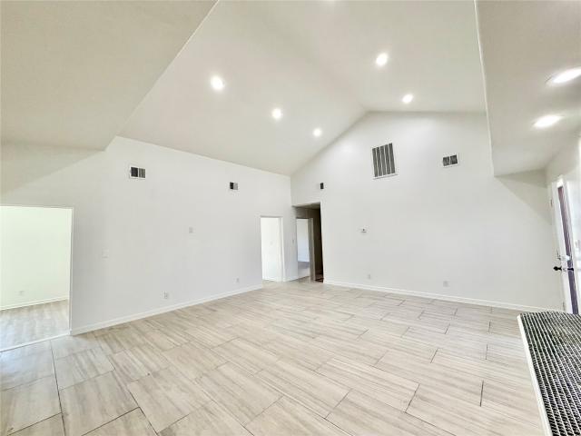 427 Oak Avenue