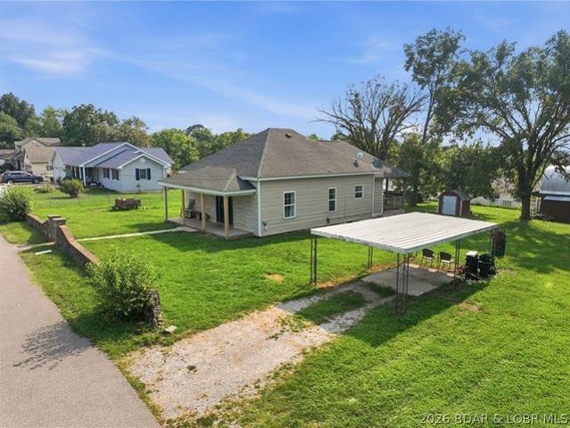 427 Lombar St, Iberia, MO 65486