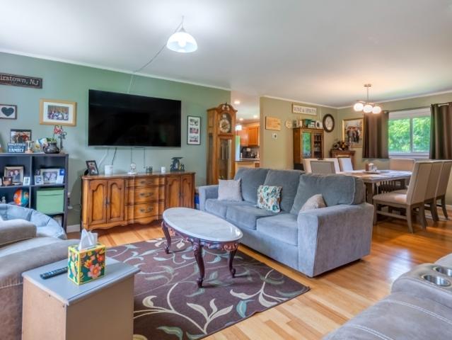 427 Mount Hermon Rd