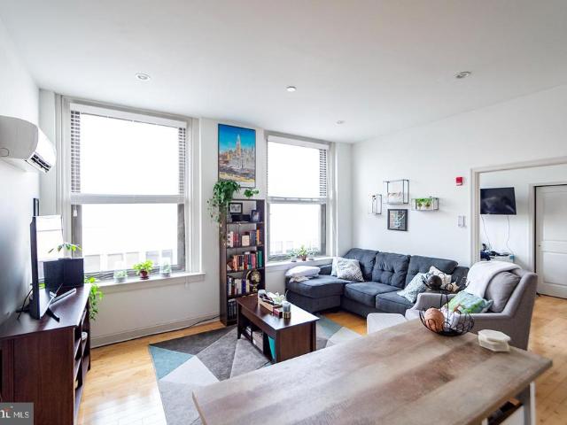 427 Monroe Street # UNIT 302