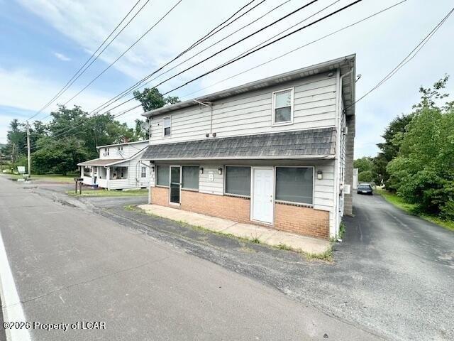 427 N Hunter Hwy, Drums, PA 18222