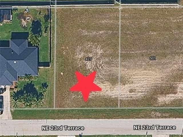 427 NE 23rd Ter, Cape Coral, FL 33909