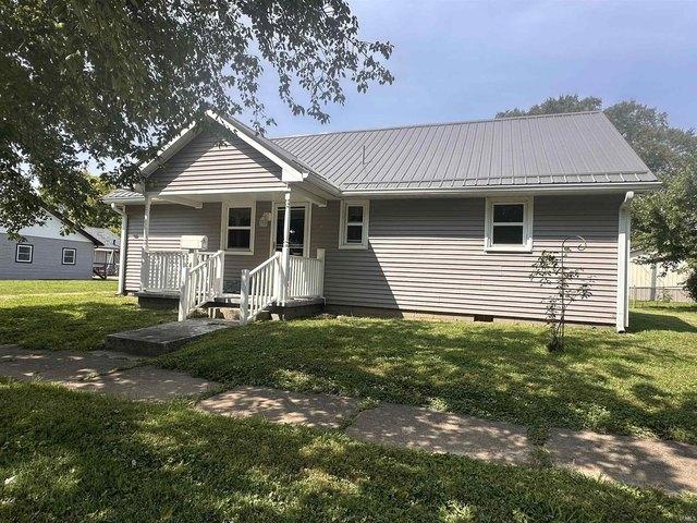 427 S Washington St, Spencer, IN 47460