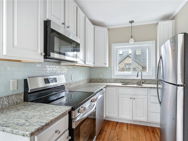 427 Spring Street 2