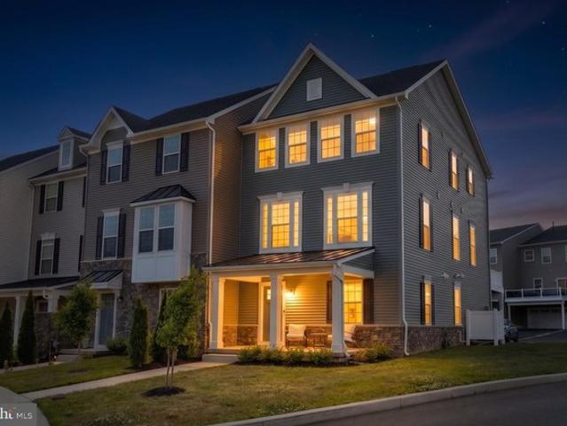 427 Swede Landing Ln, Middletown, DE 19709