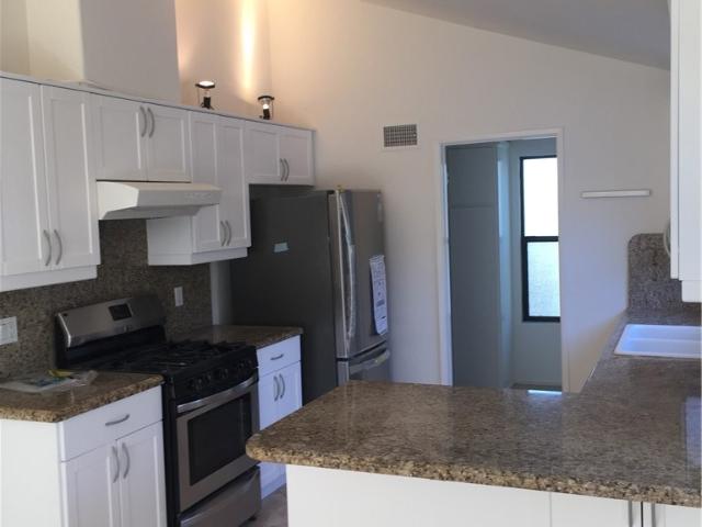 427 Poinsettia Avenue 1/2