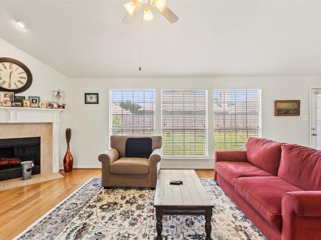 427 Pinewood Ridge Drive