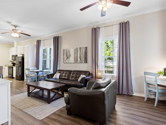 427 W 1st Street