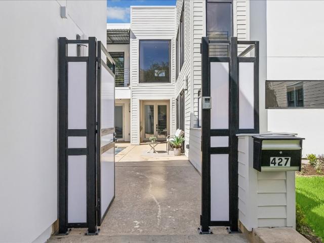 427 W 27th St, Houston, TX 77008 | MLS #23733