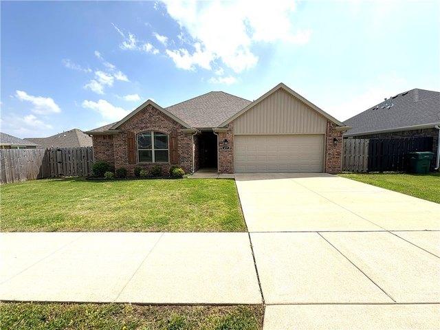 427 W Tyler Rd, Farmington, AR 72730