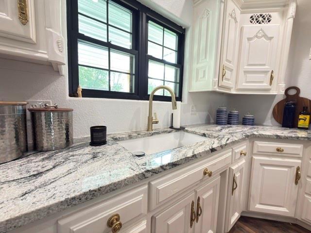 427 W Walnut Street