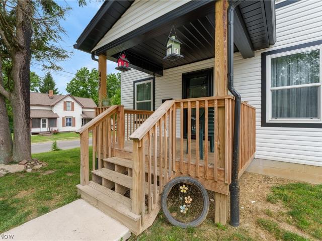 427 W Oak Street