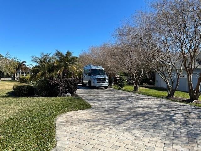 427 Travelers Dr, Polk City, FL 33868