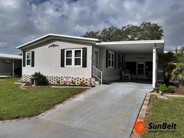 427 Tulip Dr, Fruitland Park, FL 34731