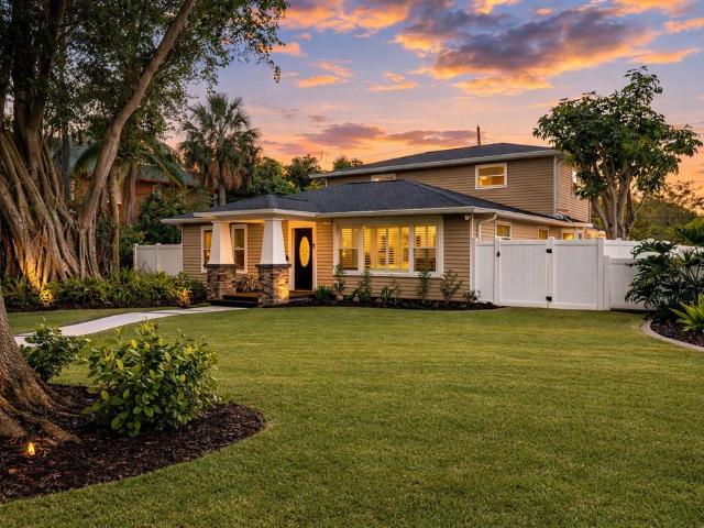 427 Villa Grande Ave S, St. Petersburg, FL 33707 | MLS #W7882 | Compass