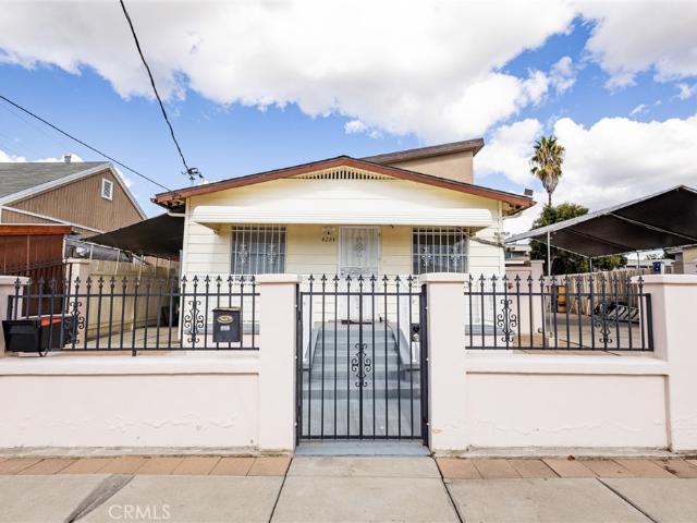 4284 Dwight St, San Diego, CA 92105 | MLS #PT25258