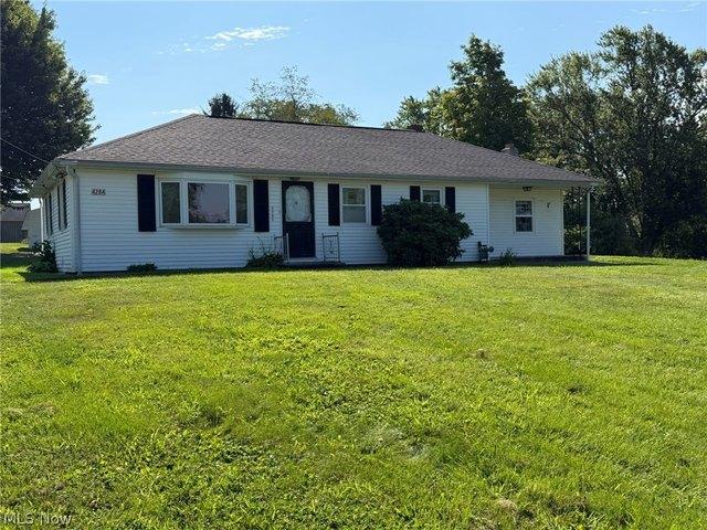 4284 Swallen Ave, Louisville, OH 44641