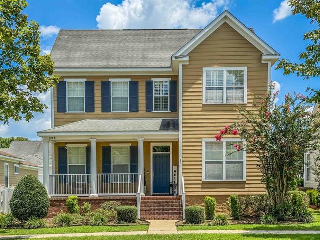 4285 Summertree Dr, Tallahassee, FL 32311