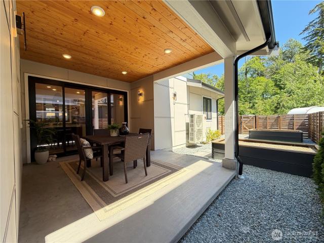 4286 Creston Way