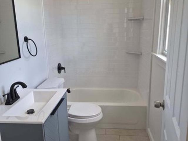 4286 Ebenezer Rd, Cincinnati, OH 45248