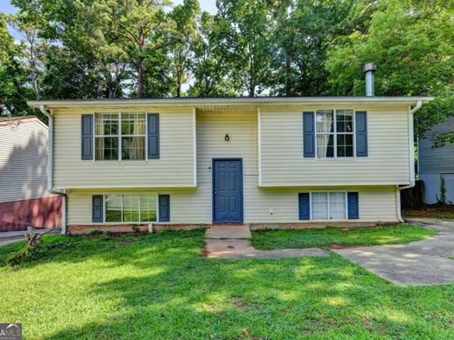 4286 Village Square Ln, Stone Mountain, GA 30083