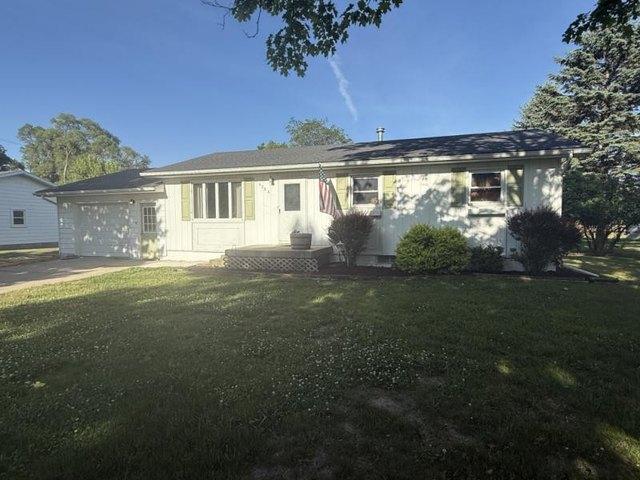 4286 Woodland Ave, Cass City, MI 48726