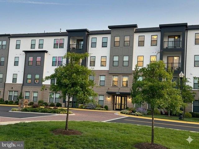 42874 Firefly Sonata Ter Apt 403, Ashburn, VA 20148