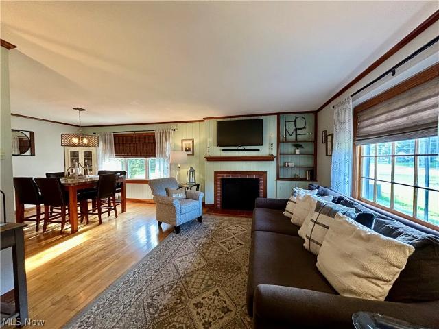 4287 Woodleigh Lane