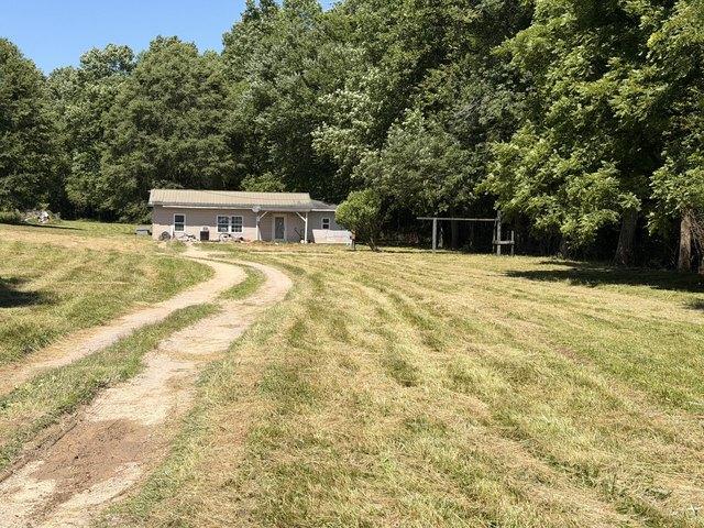 4288 Back Valley Rd, Evensville, TN 37332