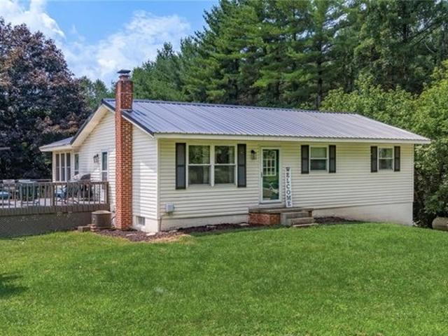 4280 Red Bud Rd, Dresden, OH 43821