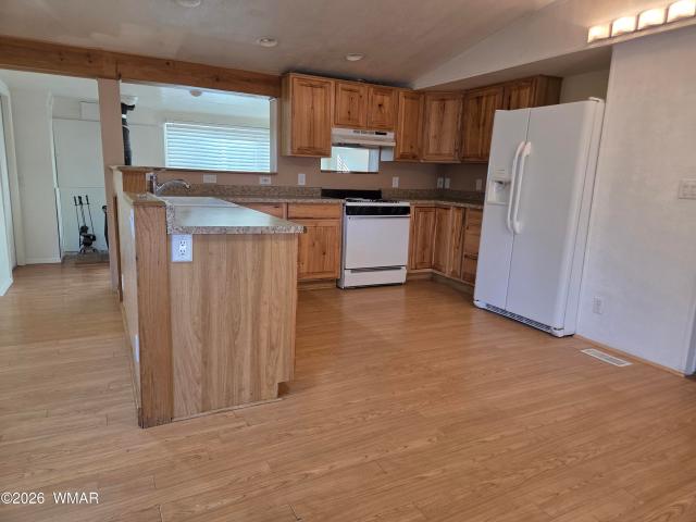 4280 Silver Fox Way