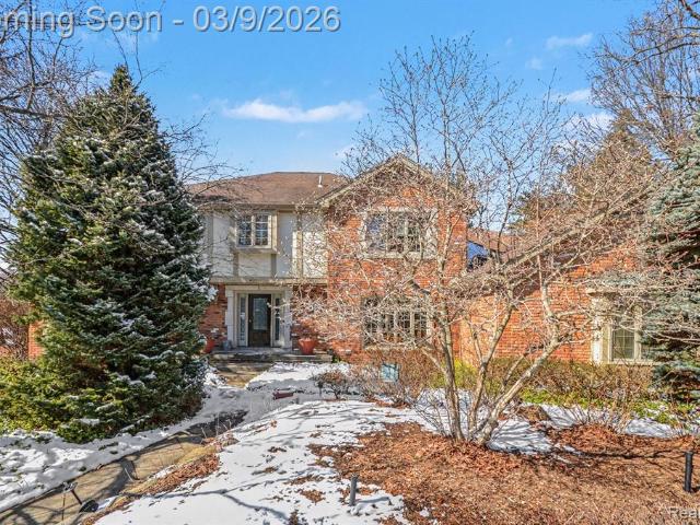 4280 Woodlands