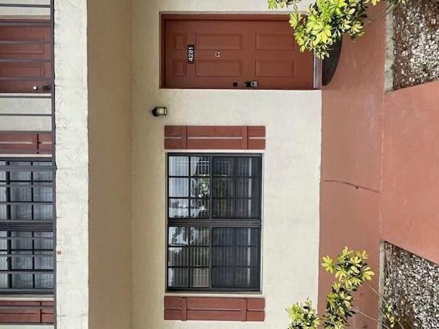 4281 Oak Terrace Dr, Greenacres, FL 33463