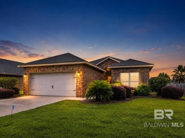 4281 Birkdale St, Gulf Shores, AL 36542