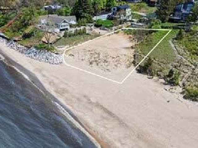 4281 Lake Shore Drive