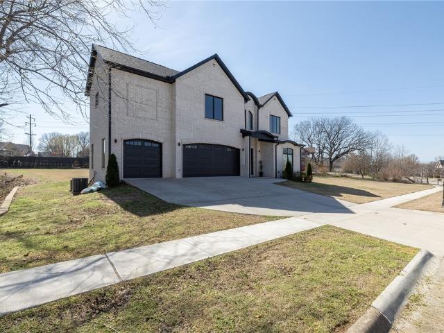 4281 W American Drive