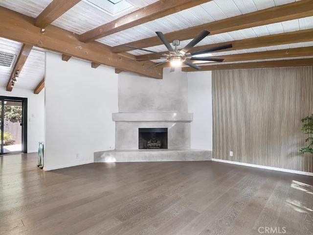 4283 Morro Dr, Woodland Hills, CA 91364 | MLS #SR26038 | Compass
