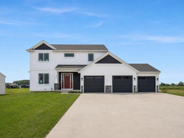 4283 Butternut Dr, Wayland, MI 49348
