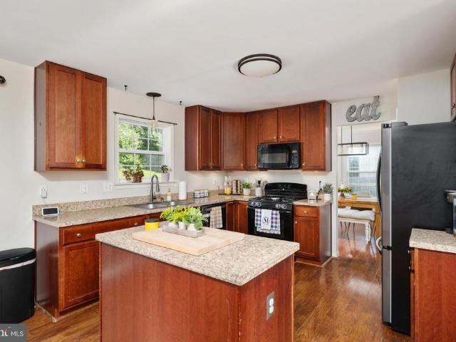 428 Calvert Circle