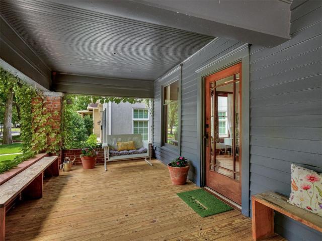 428 Chautauqua Avenue