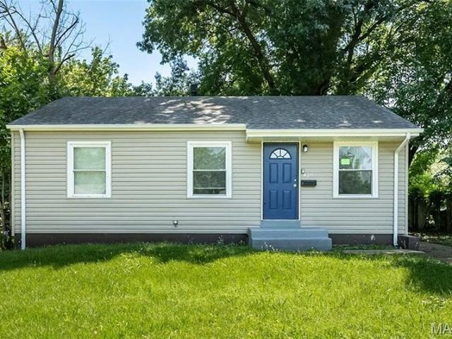 428 Crawford Rd, Saint Louis, MO 63137