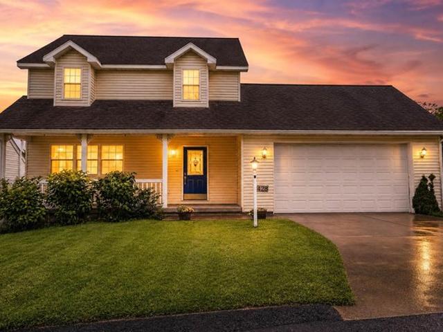 428 Arabela Ct, Morgantown, WV 26508
