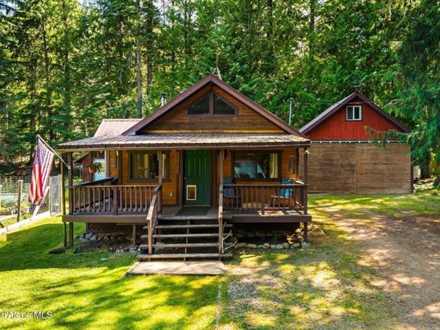 428 Bottle Brand Rd, Hope, ID 83836