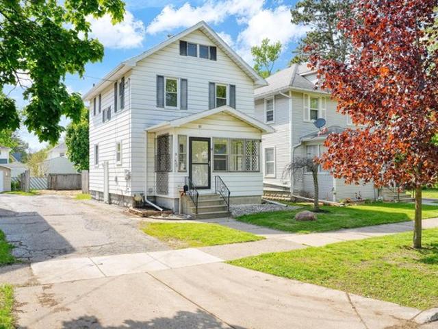 428 Bates St, Jackson, MI 49202