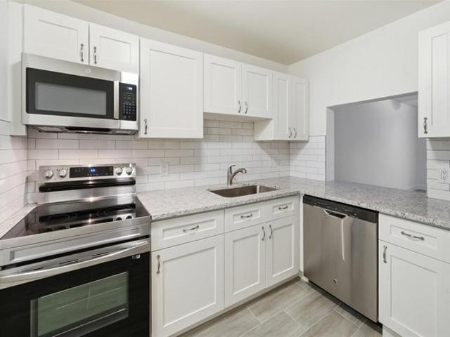 428 Grove Isle Cir Unit 9, Vero Beach, FL 32962