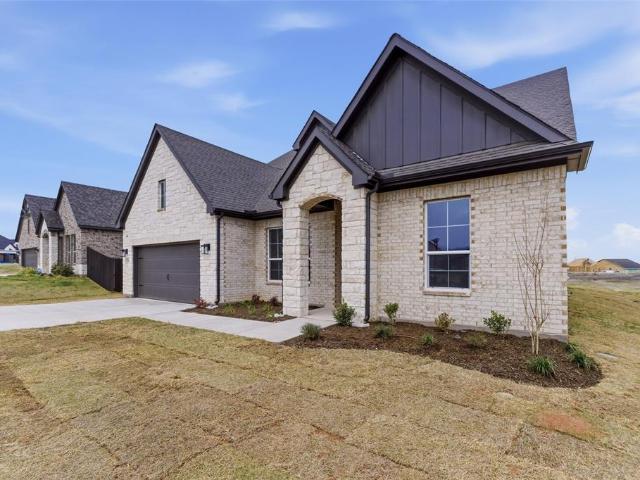 428 Guadalupe Ln, Springtown, TX 76082 | MLS #21132