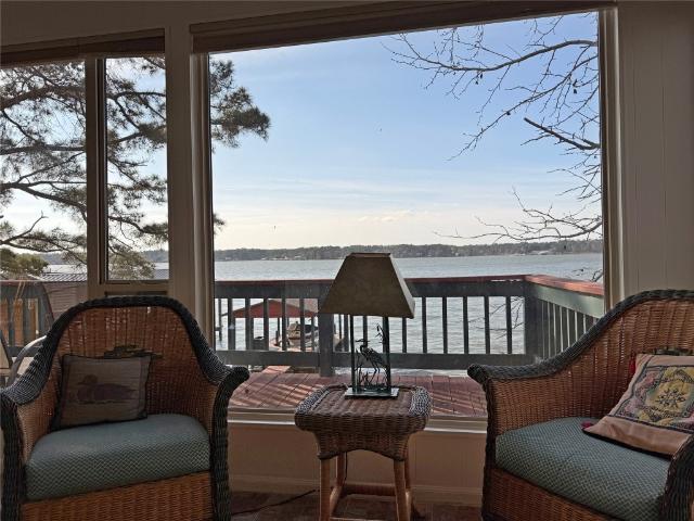 428 Dove Island