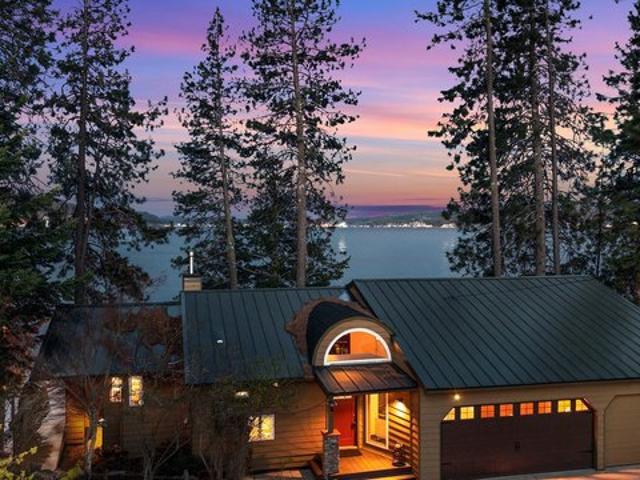 428 E Beachhouse Ln, Harrison, ID 83833