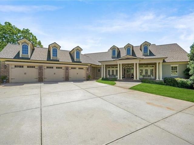 428 Fox Valley Dr, Monroe, GA 30656